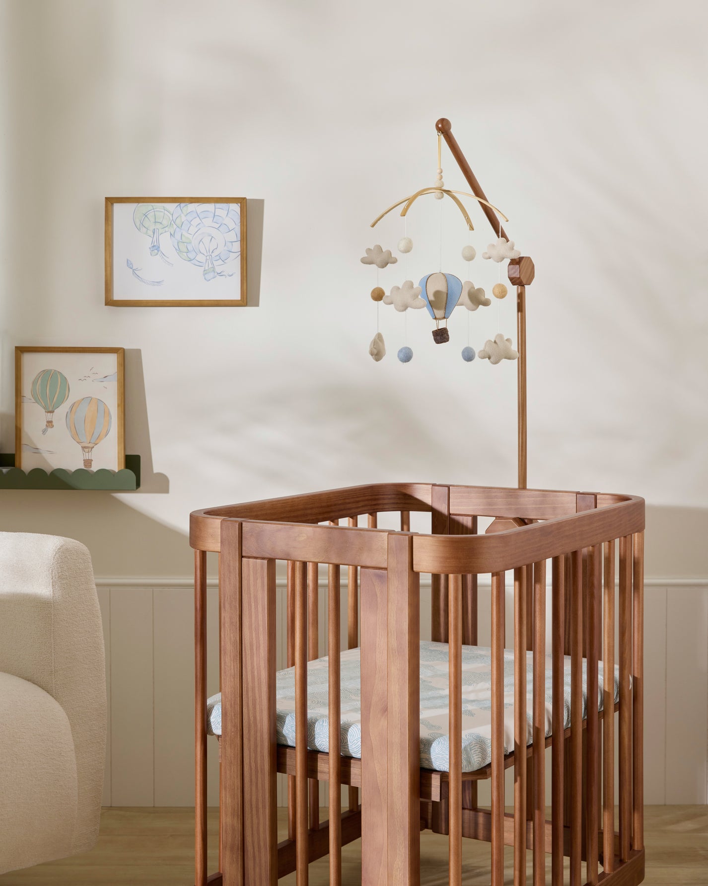 Hot Air Balloon Crib Mobile | Nestig