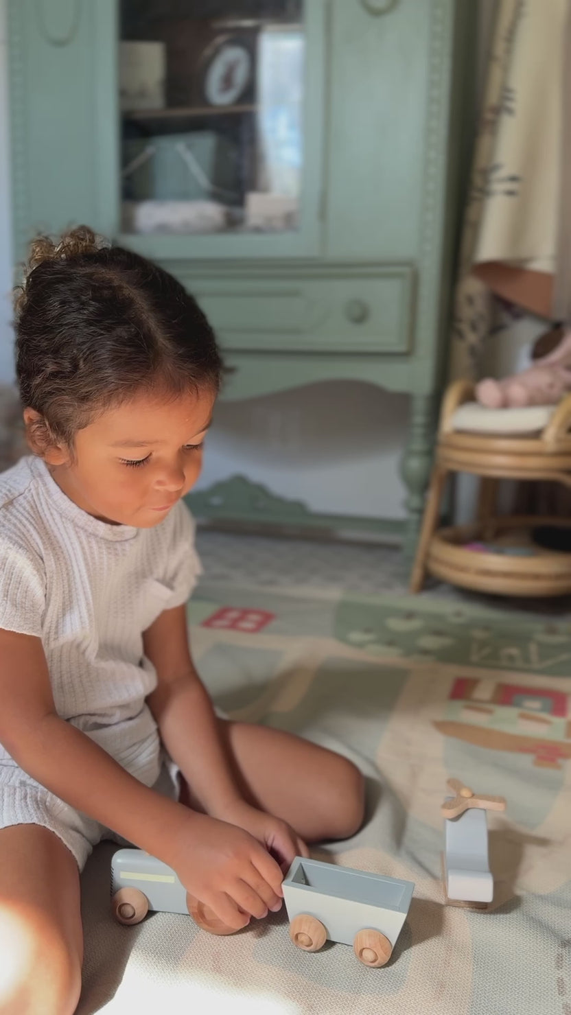 Yosemite Guide Playmat | Nestig